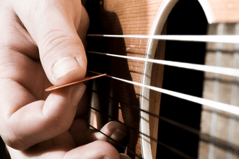Come Imparare A Suonare La Chitarra: La Guida Definitiva