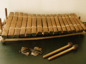 Strumenti Musicali Africani Tipici: a Fiato, a Percussione, a Corda