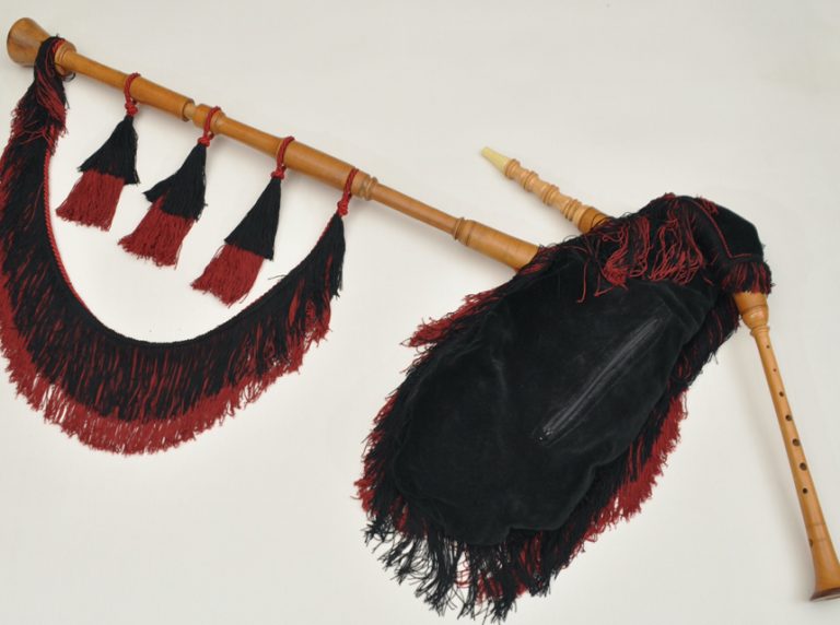 Conosci gli Strumenti Musicali Spagnoli Tipici e Più Famosi?